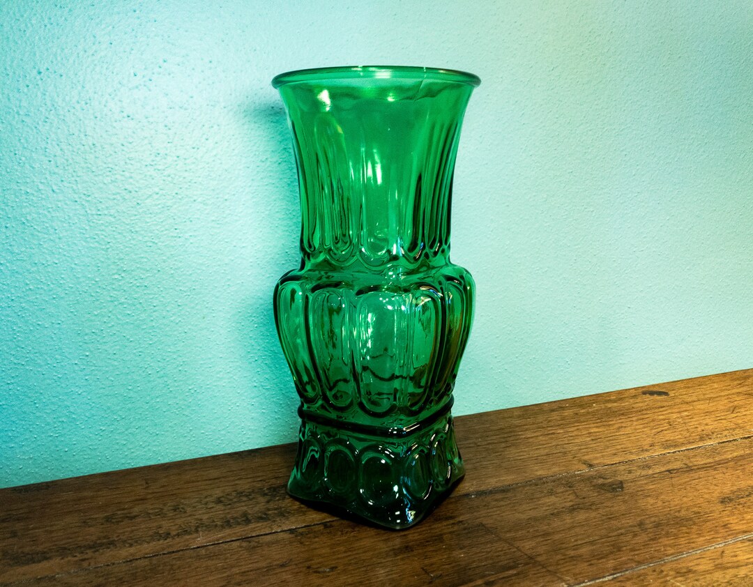 Vintage Large Emerald Green Glass Decorative Flower Vase With Raised ...