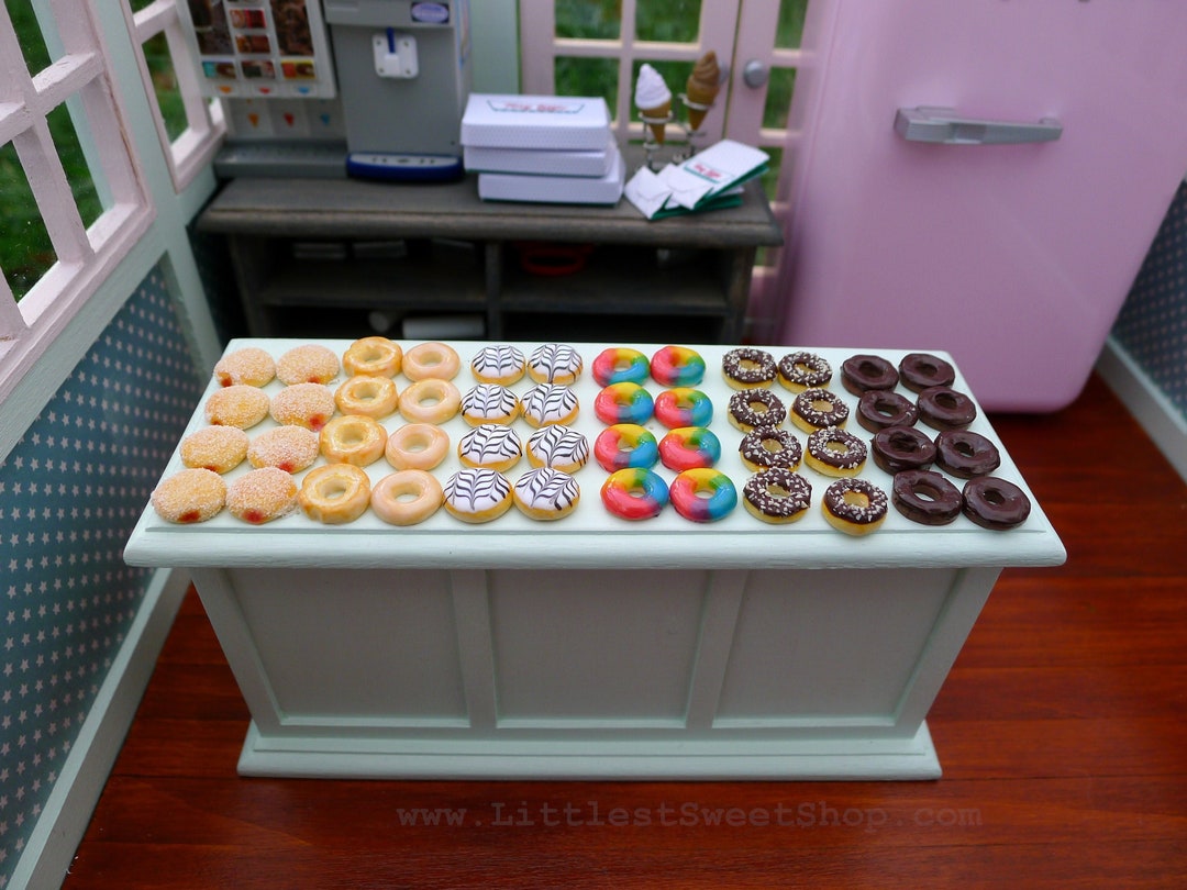 Miniature Doughnut Donut 1:12 Dolls House Scale Food. Krispy Kreme ...