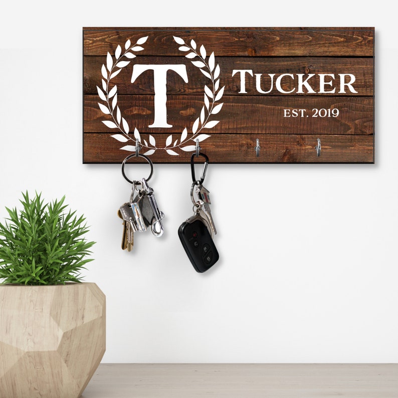 Rustic Key Holder for Wall Personalized - Etsy