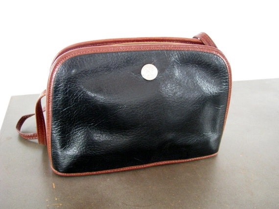 Scandinavian purse store