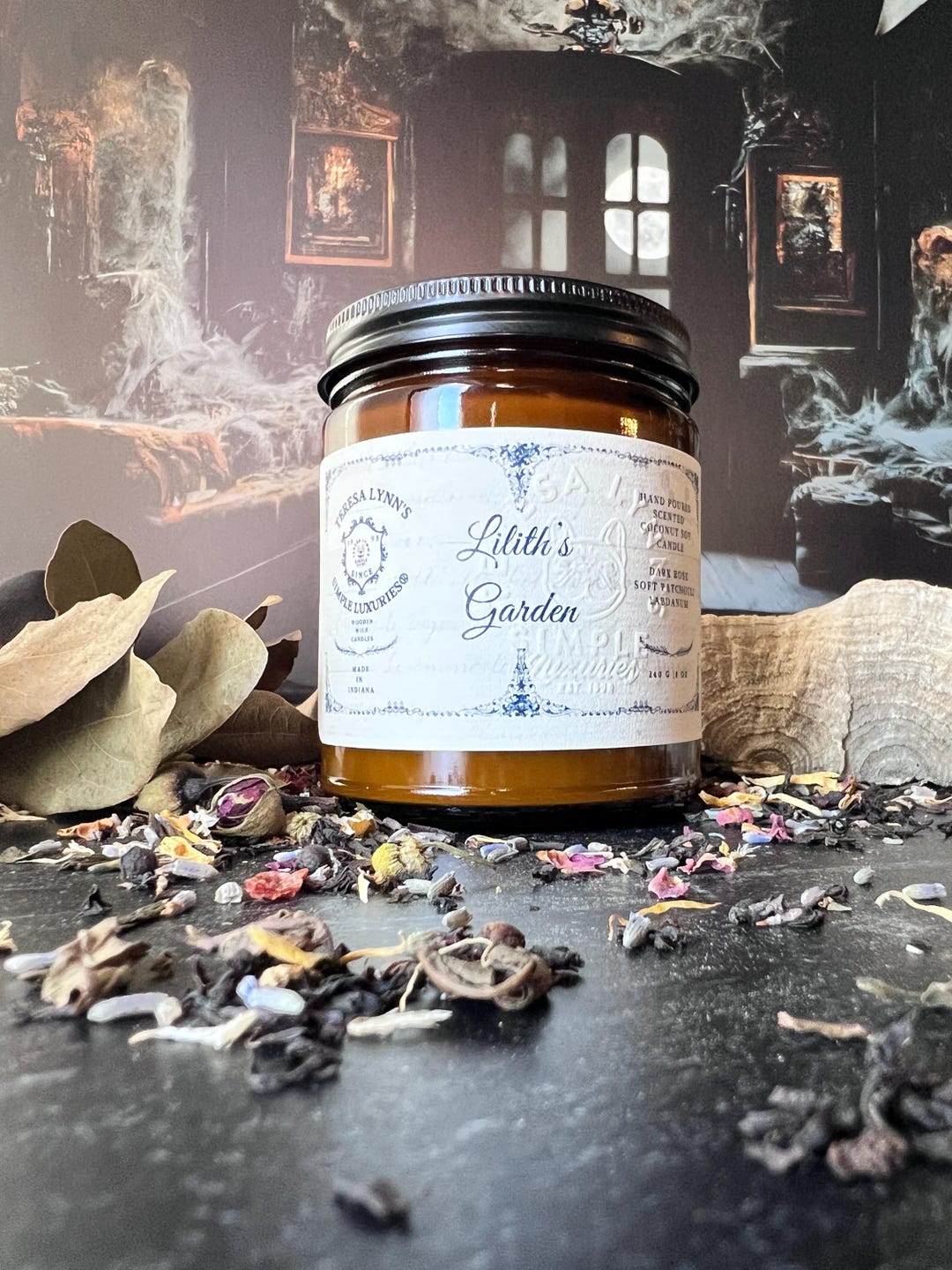 Lilith’s Garden Candle - Black Rose & Patchouli - Wooden Wick Soy Wax ...