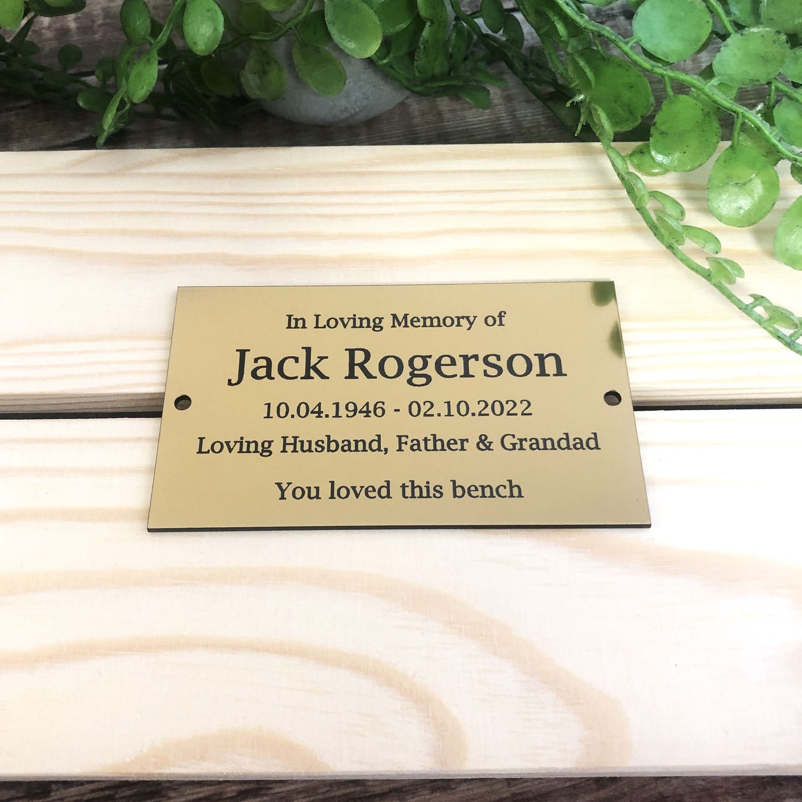 Personalised Memorial Bench Plaques - Remembrance All Weather Memorial ...