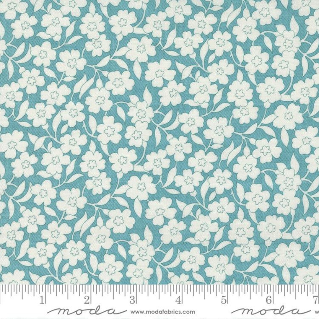 Flower Power - Mellow Meadow Turquoise by Maureen Mccormick for Moda ...