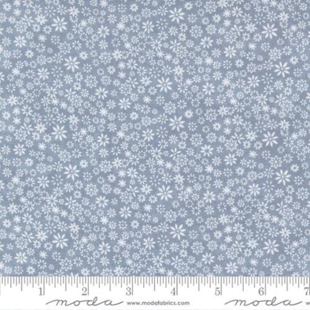 Winter Flurries Snowfall Winter Snowflakes Sky by Holly Taylor for Moda ...