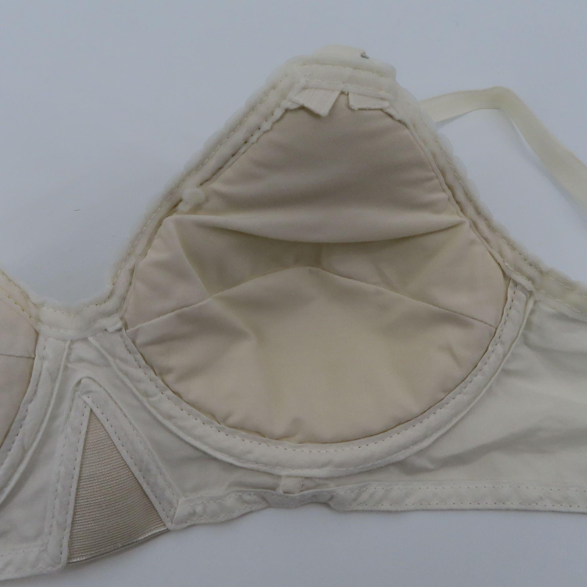 VTG Formfit Rogers 32B Bra Inflation White Padded Cone Bullet Pointy ...