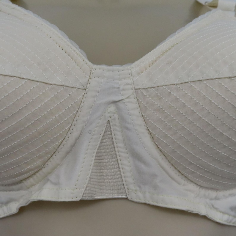 VTG Formfit Rogers 32B Bra Inflation White Padded Cone Bullet Pointy ...