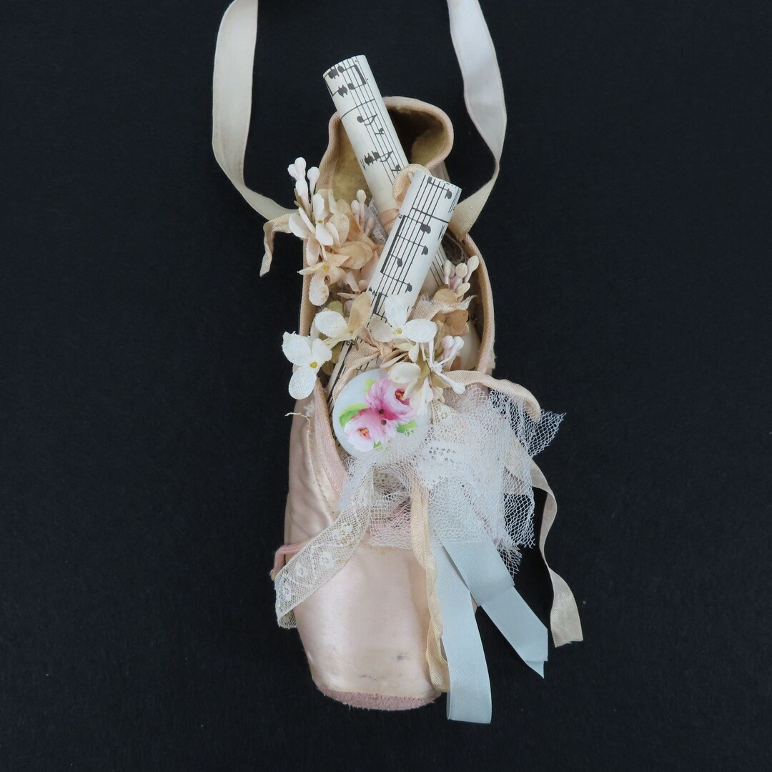 Handmade One of A Kind Ballet Slipper Lace Ribbon Rose Button Wall ...