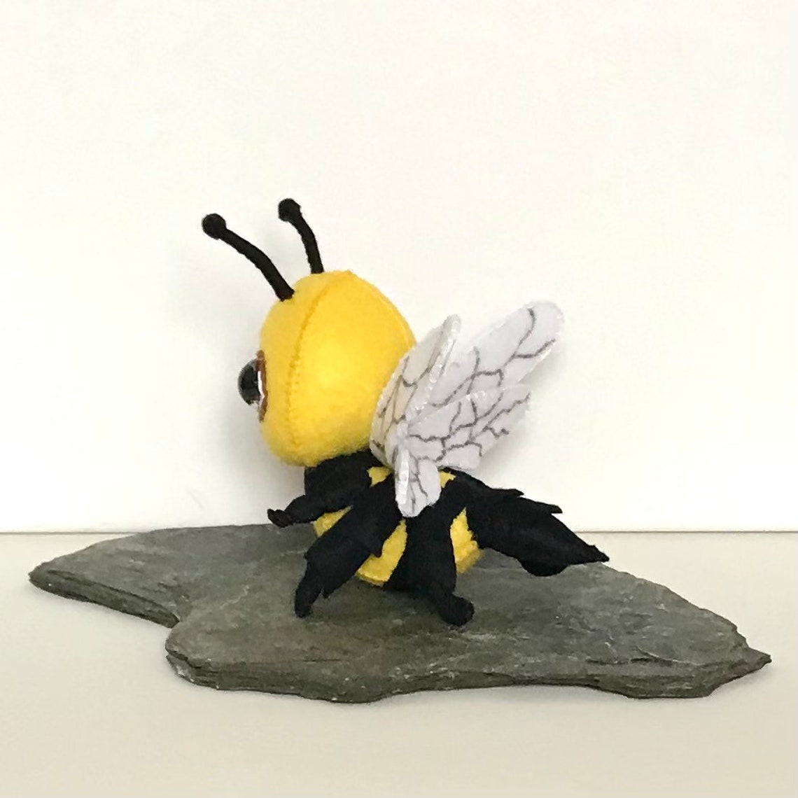Felt Bumble Bee PDF Sewing Pattern Kidsroom Decor Gift for - Etsy UK