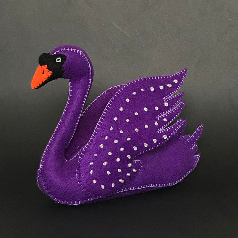Felt Swan Sewing Pattern Tutorial Plushie Toy Decor Male - Etsy Felt Swan Sewing Pattern Tutorial Plushie Toy Decor Male - Etsy