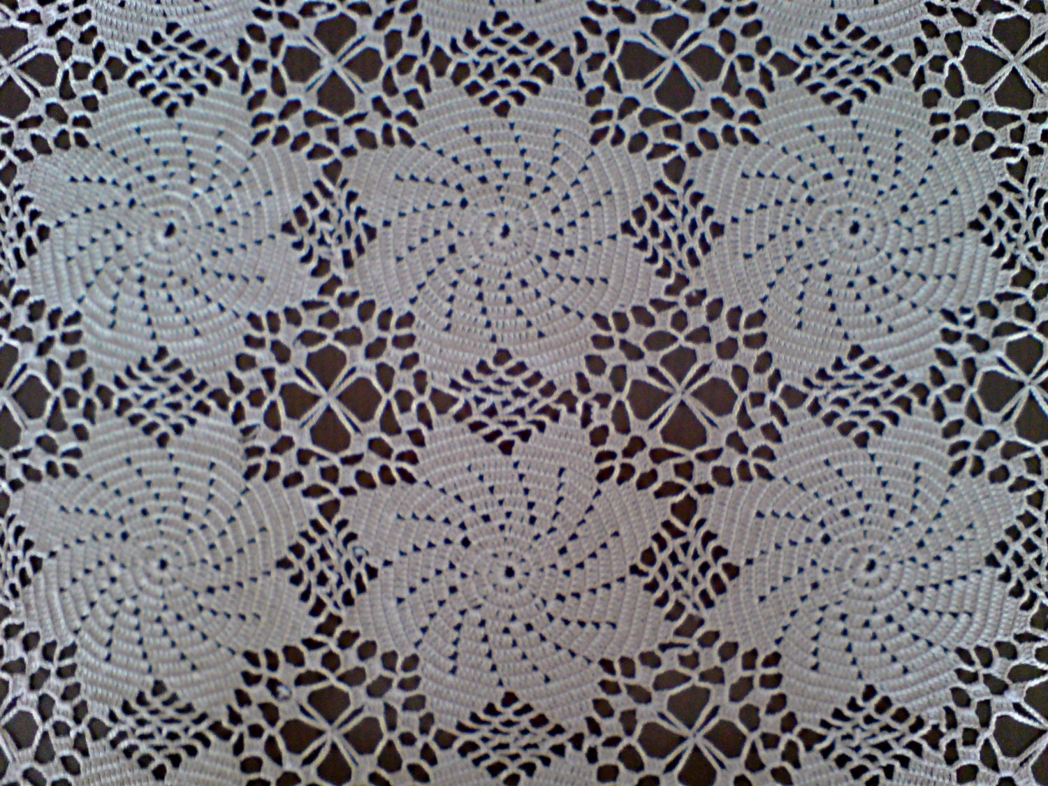 Crochet Tablecloth of Fine Thread in Ecru Colour With 8 Piece Napkin ...