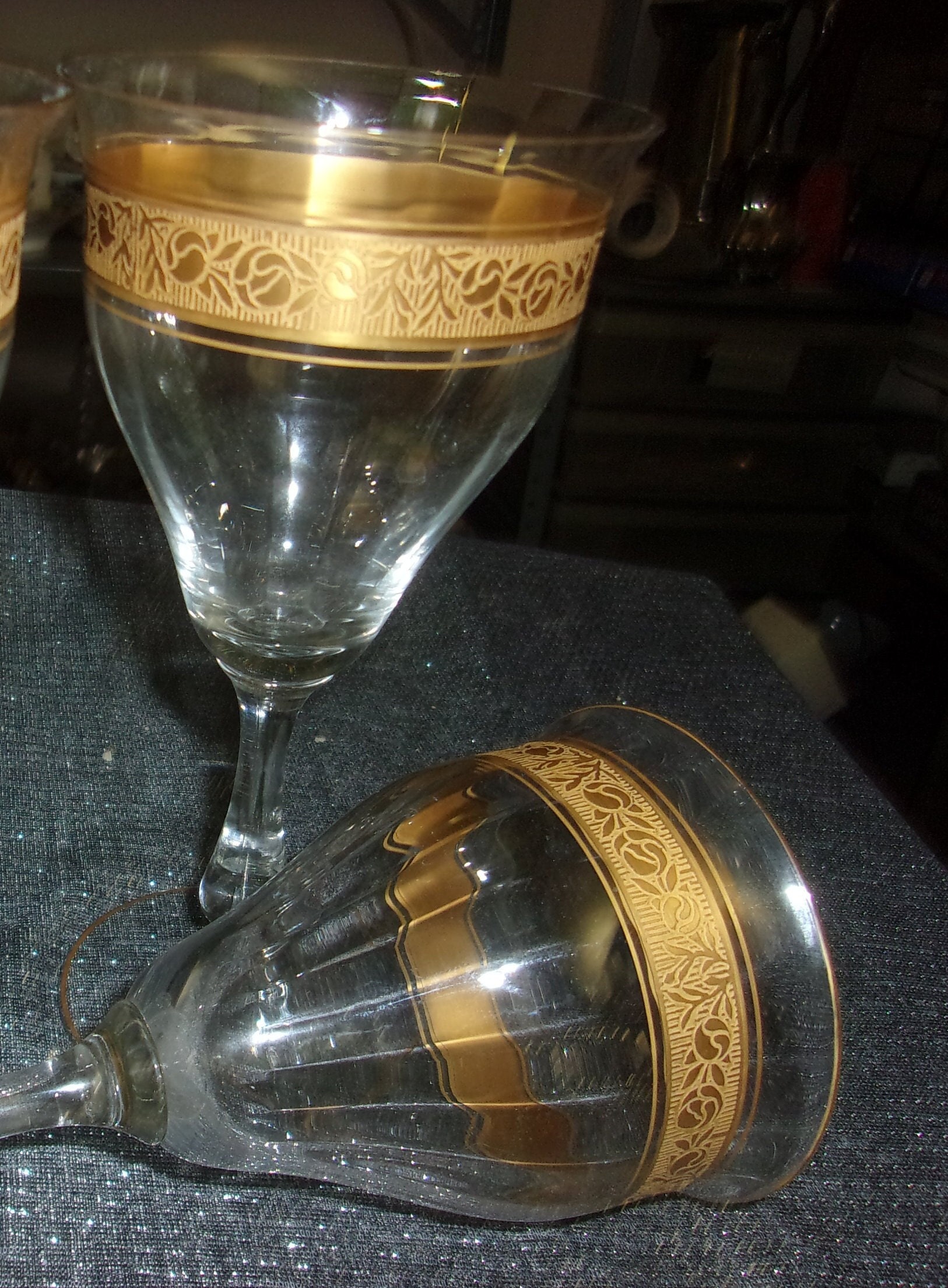 2 Vintage FRY WATER Glasses/wine Glasses Encrusted Gold Band - Etsy