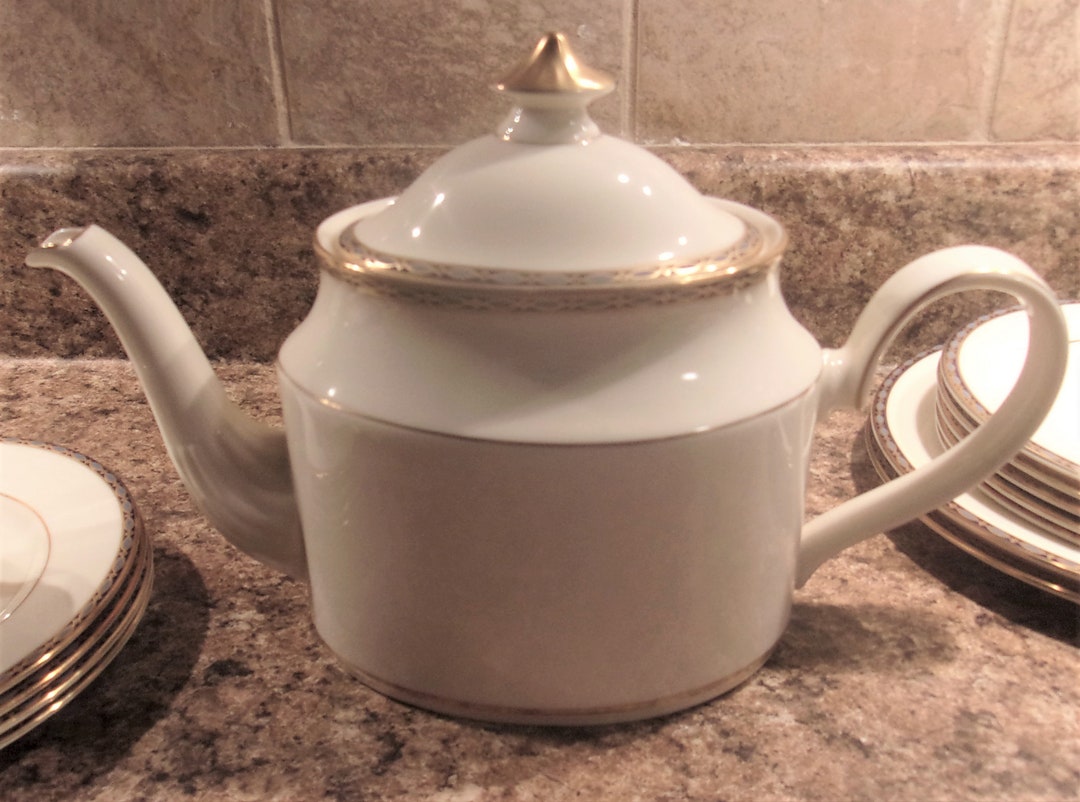Vintage ST. JAMES, MINTON Large Tea Pot Rare Find - Etsy