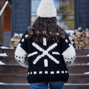 Knitting Pattern // Color Blocked Cardigan Pockets Snowflake Super ...