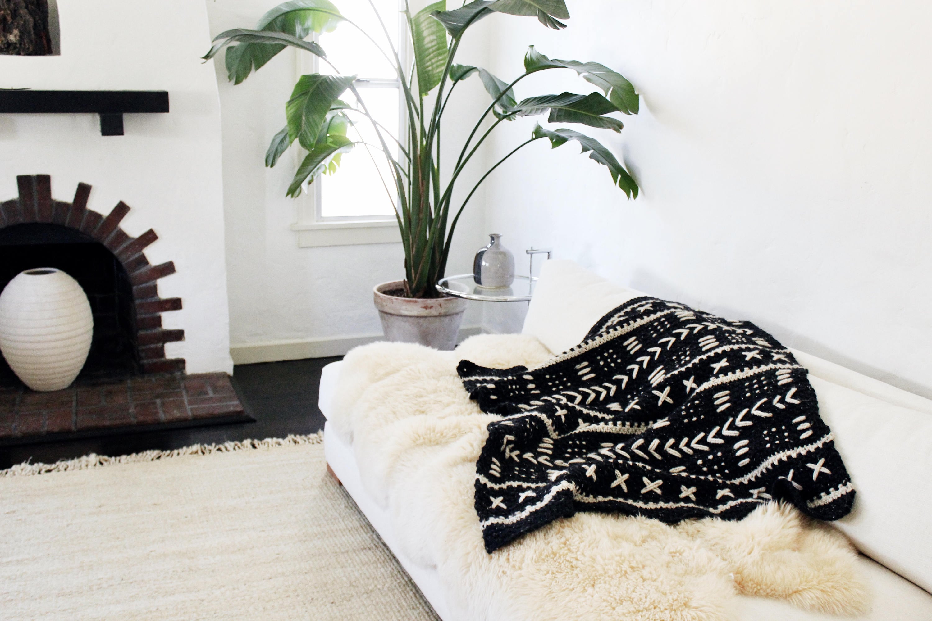 Crochet Pattern // African Mali Mudcloth Bogolanfini Modern Geometric ...
