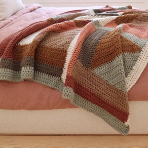 Crochet Pattern // Modular Log Cabin Crocheted Quilt Mid Century Modern ...