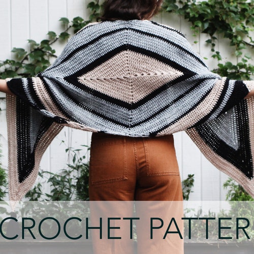 Crocheted Triangle Wrap Pattern Crochet Shawl Pattern - Etsy