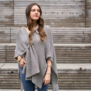 Knitting Pattern // Beginner Easy Elegant Sophisticated Poncho Ruana ...