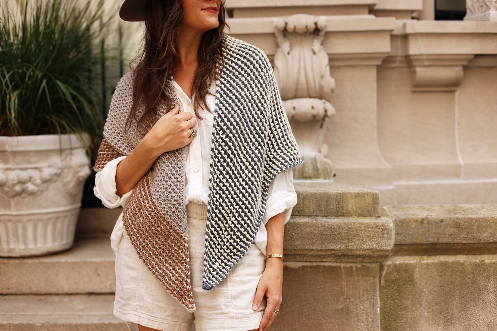 Knitting Pattern // Two Way Fade Shawl Scarf Textured Faded - Etsy