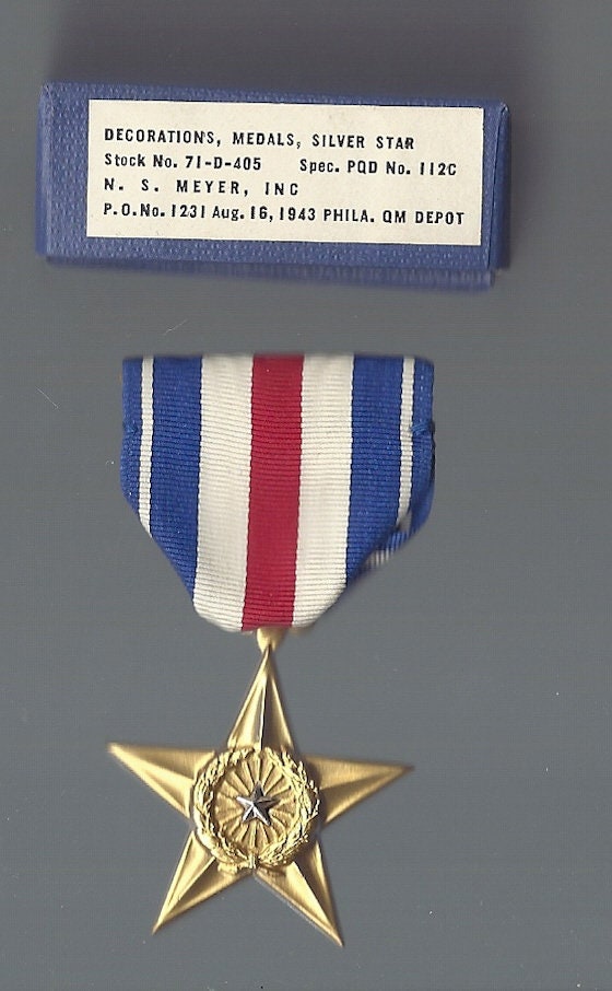 WWII WW2 US Silver Star Military Award Medal in Case - Etsy