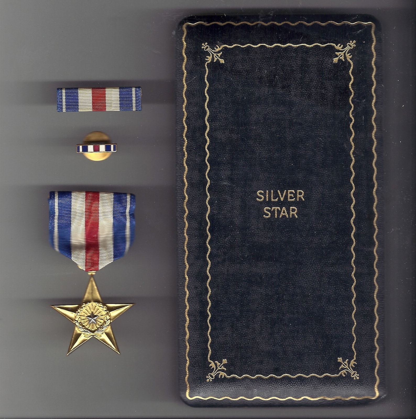 WWII WW2 US Silver Star Military Award Medal in Vintage Case W/ Ribbon ...