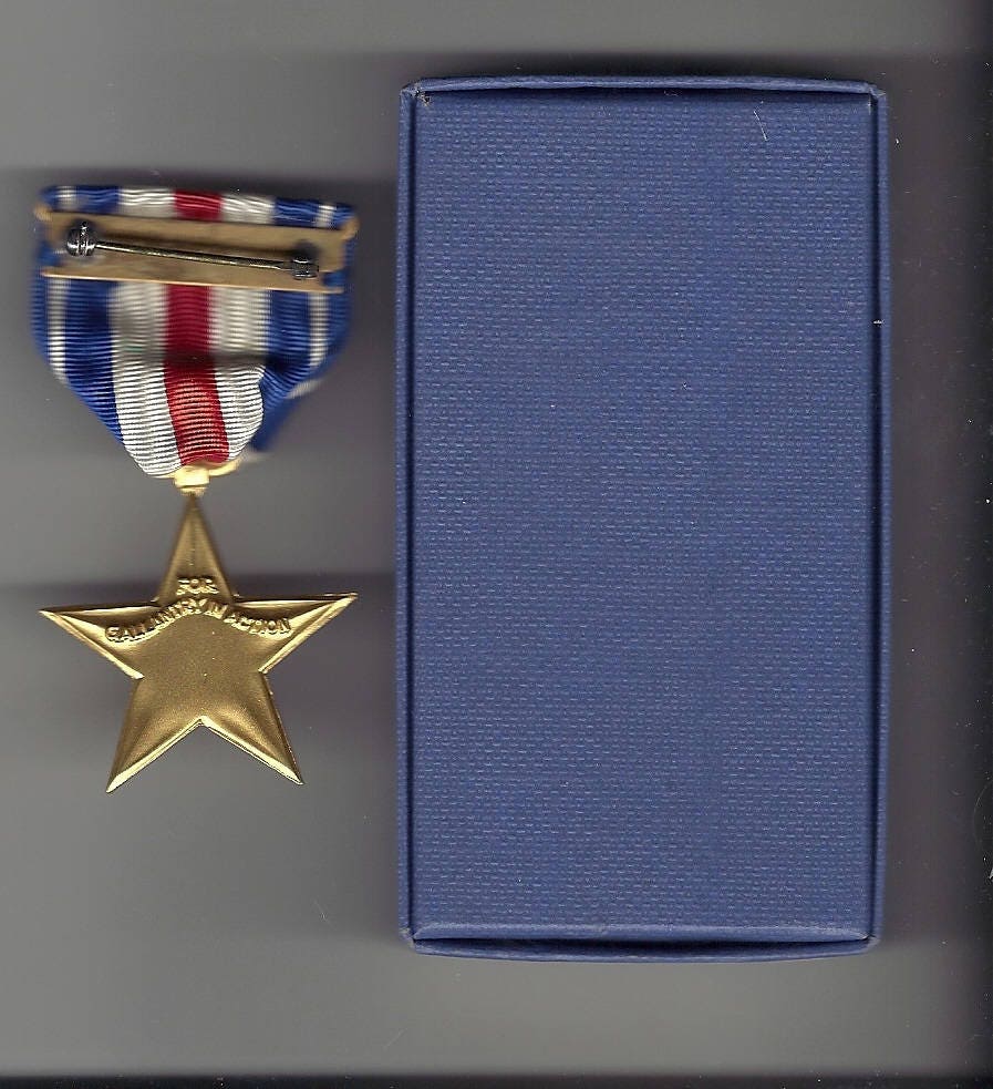WWII WW2 US Silver Star Military Award Medal in Case - Etsy
