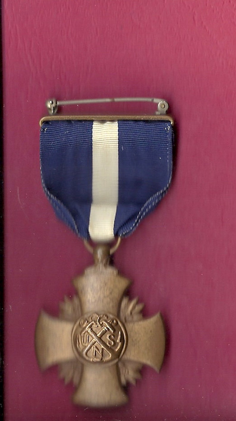 WW2 WWII US Navy Cross Medal - Etsy