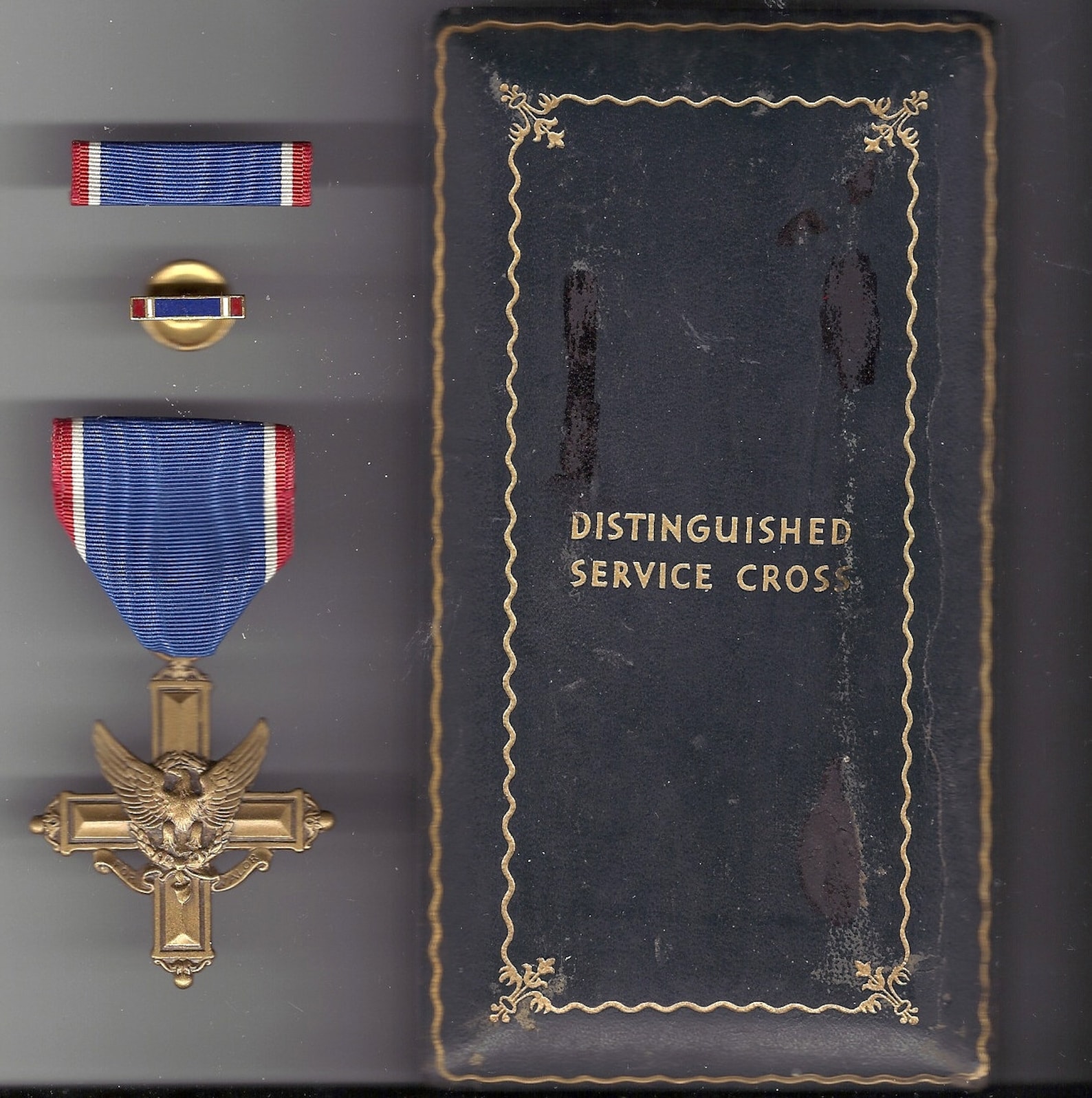 WWII WW2 US Army Distinguished Service Cross Medal With Case - Etsy