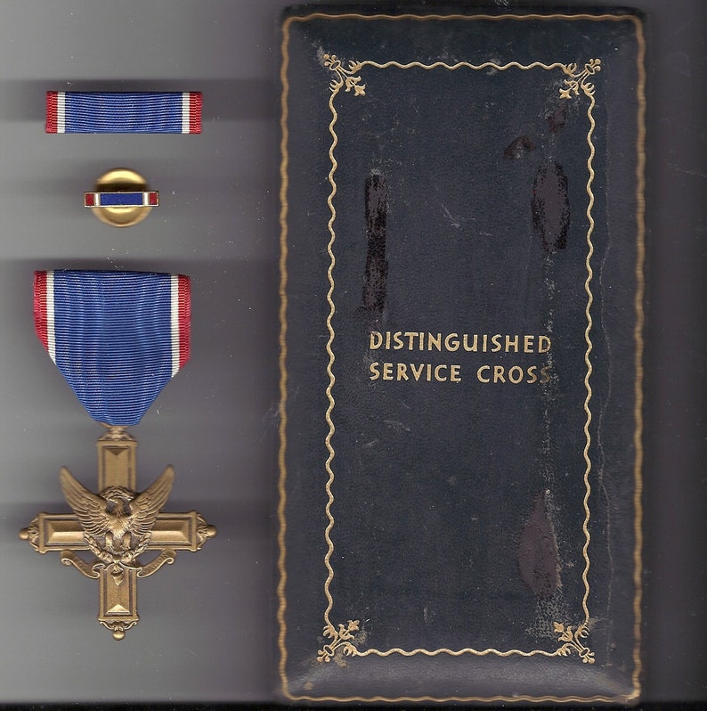 WWII WW2 US Army Distinguished Service Cross Medal With Case - Etsy