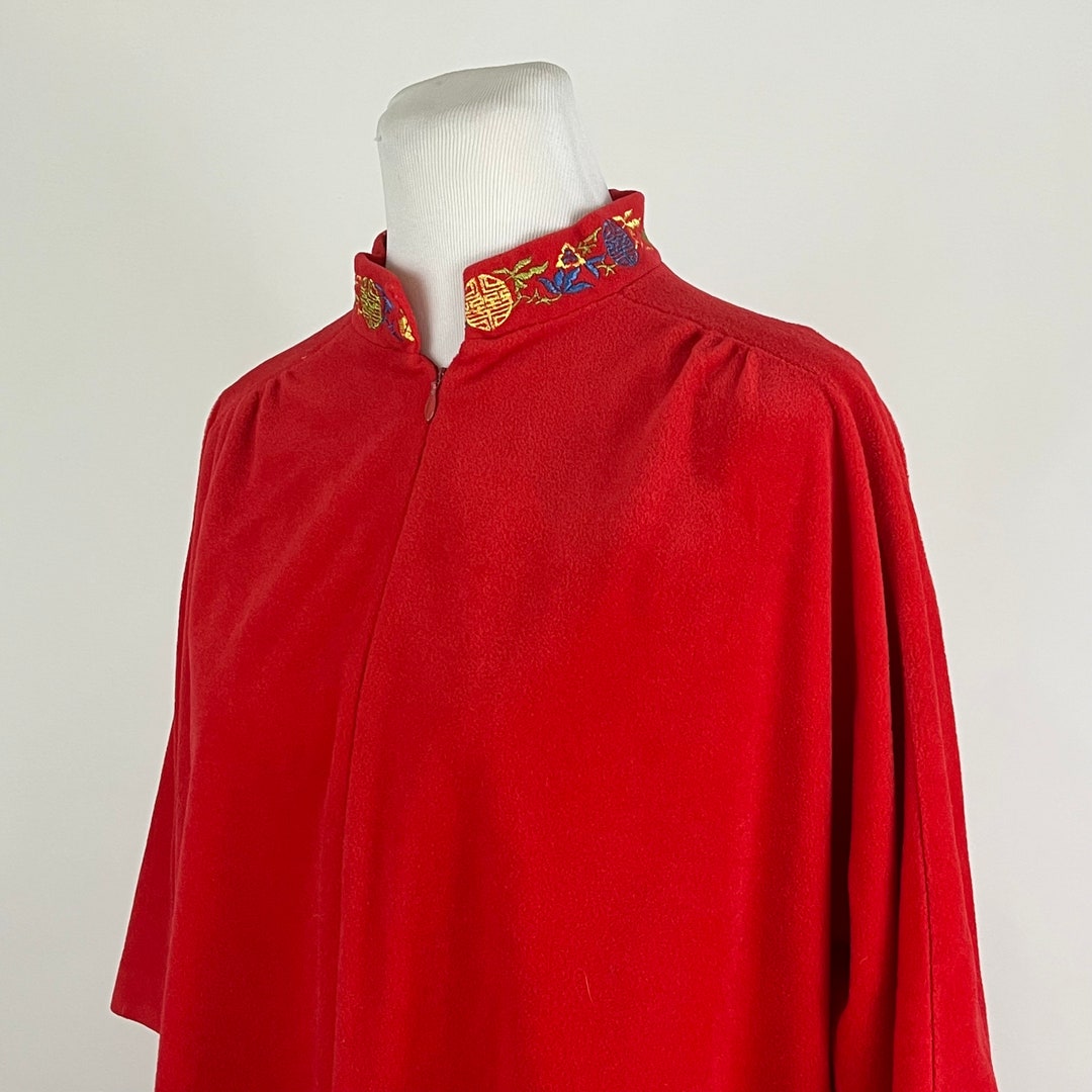Vintage Red House Dress Robe With Asian Embroidery, Medium, Vanity Fair ...