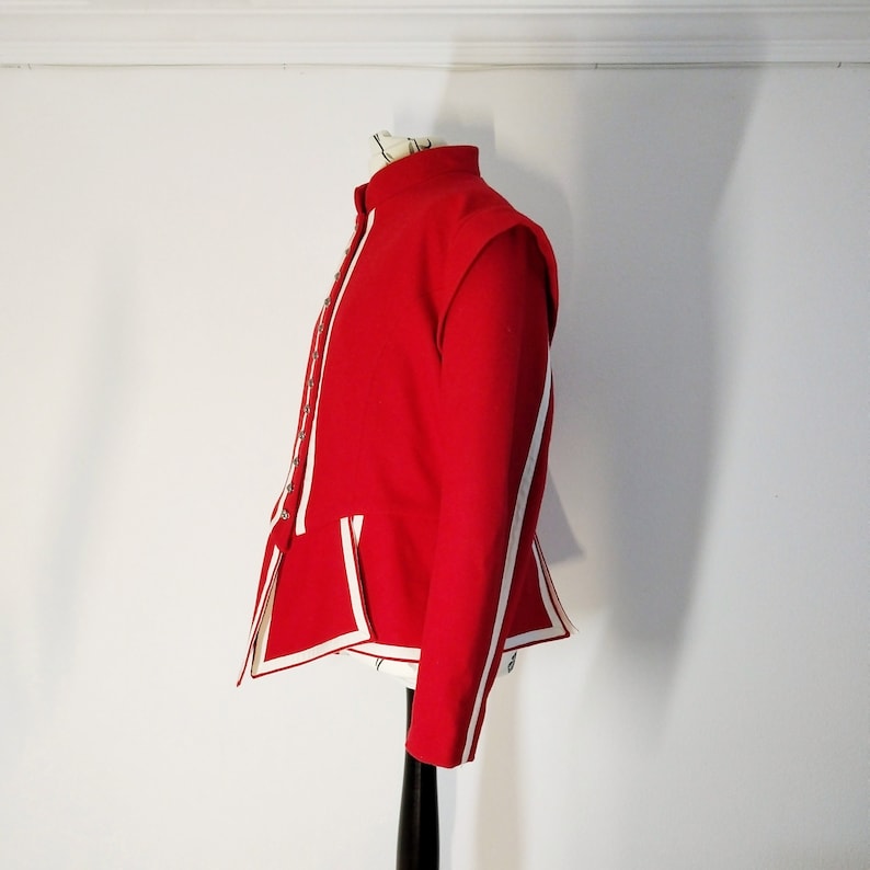 Red Renaissance Wool Doublet With White Cotton Piping, 17th Century ...