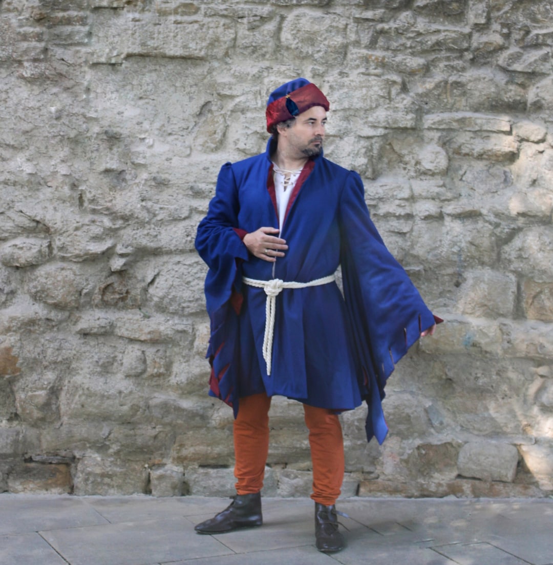 Houppelande Medieval Men Dress, Blue Wool Hopalanda Arf Lined in Linen ...
