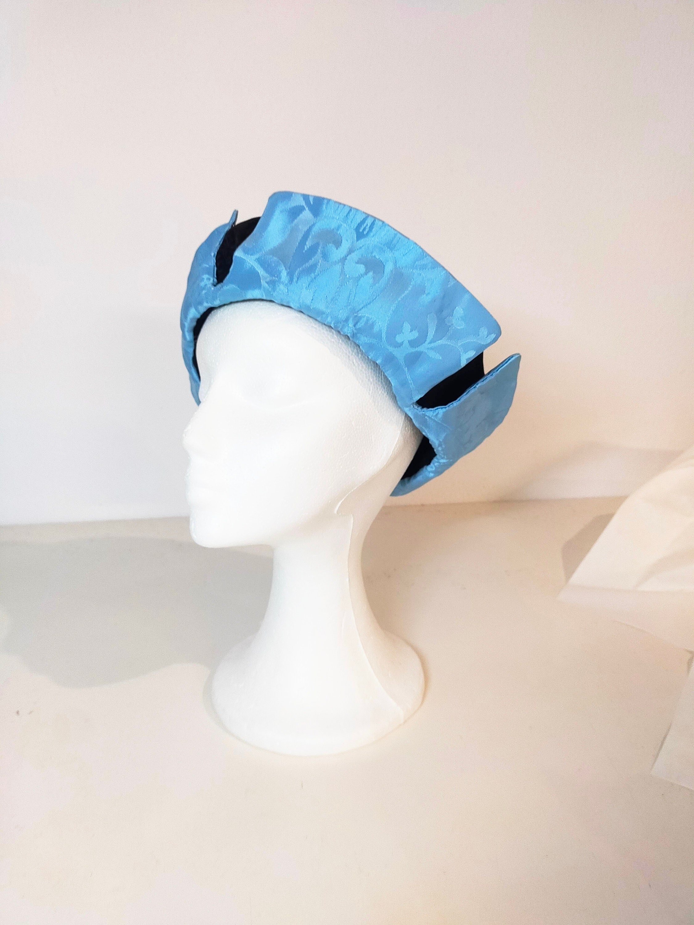 Headdress of a Late Medieval Nobleman for Historical Re-enactment and ...