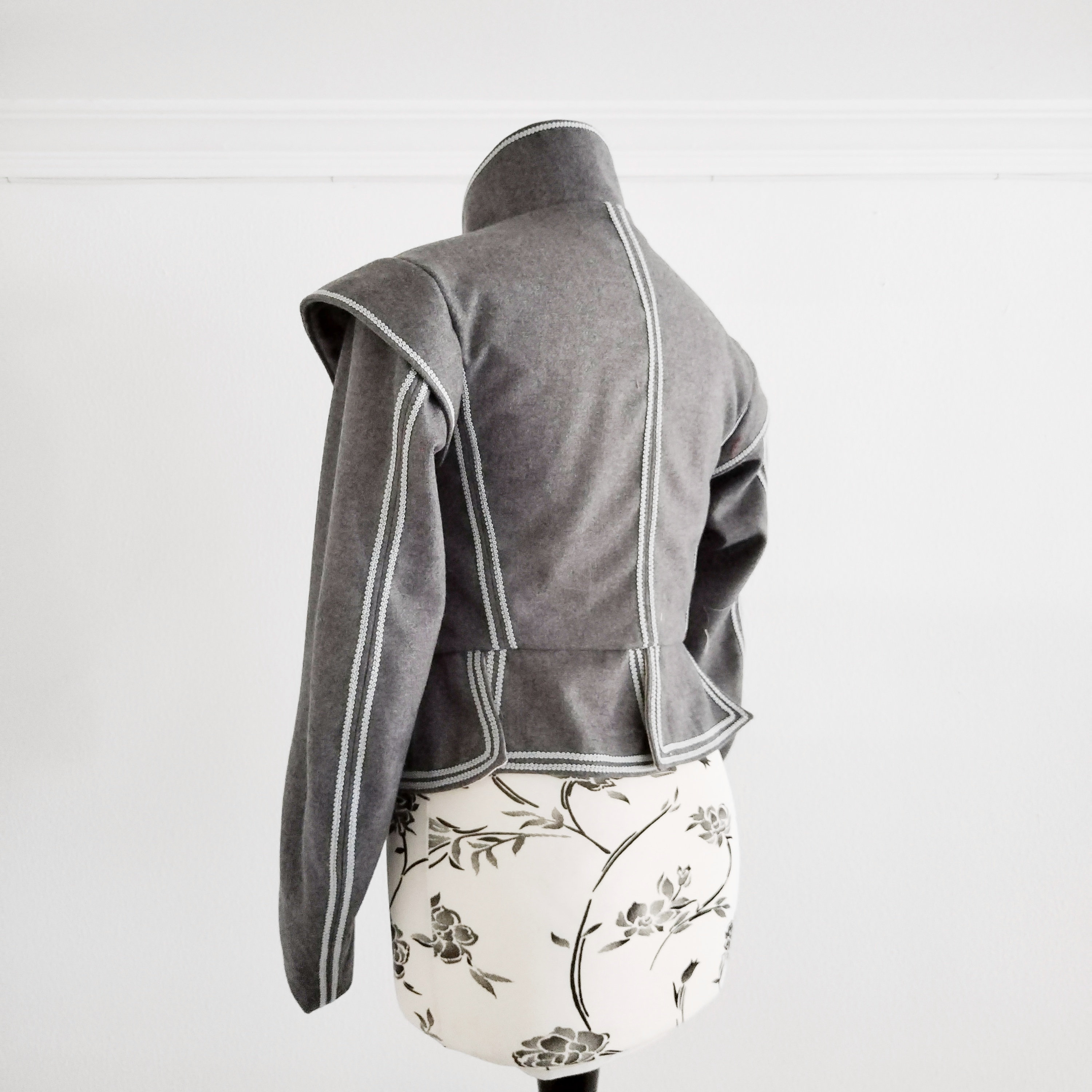 Renaissance Wool Jacket, Gray Close-fitting Doublet Late 16th/early ...