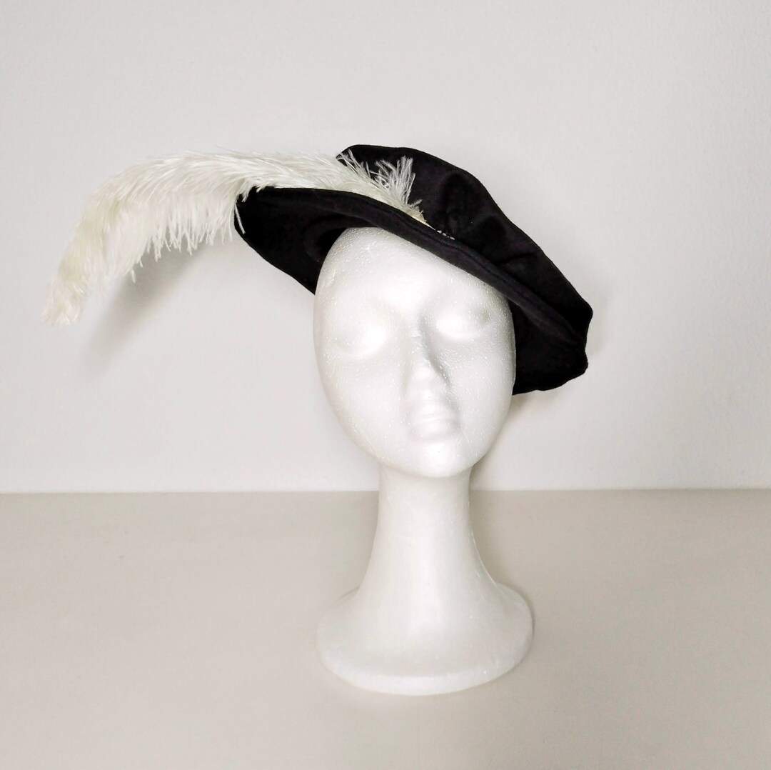 Renaissance Cap, Tudor Black Woolen Hat Adorned With a White Feather ...