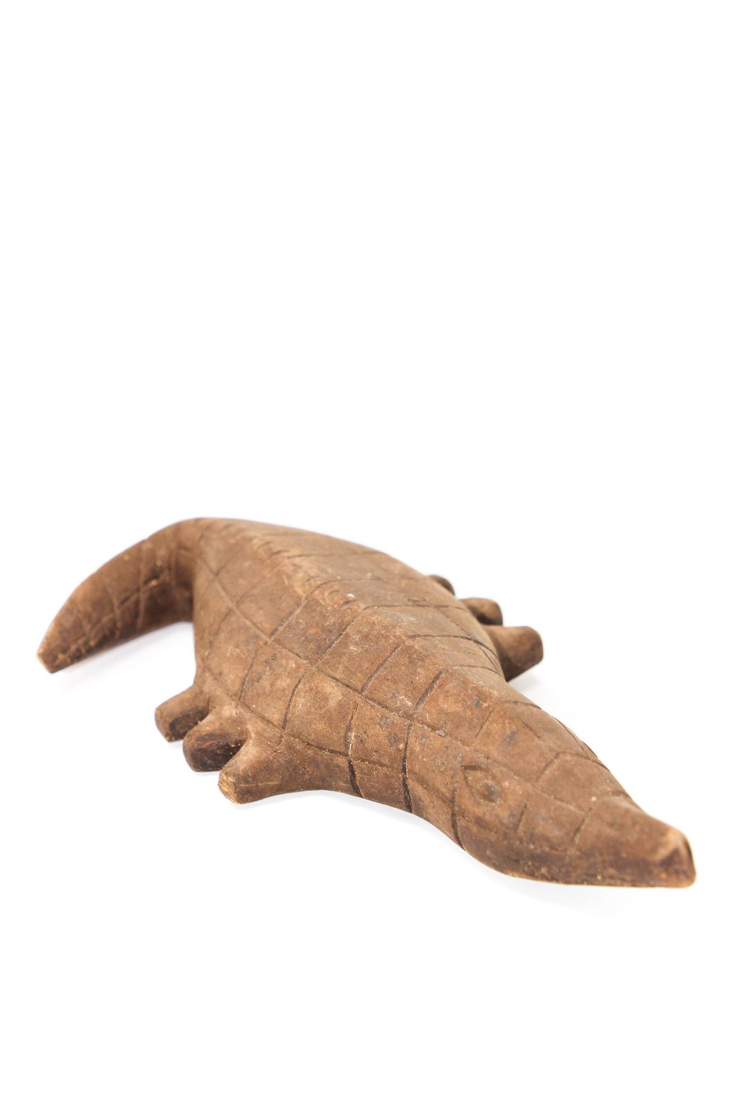 Hand Carved Wooden Alligator / Crocodile Statue. Vintage Folk Art. Wood ...