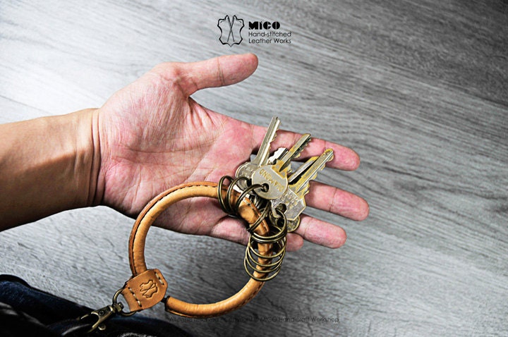 Big Circle Leather Key Ring Holder - Etsy