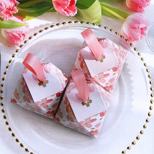 50pcs Pink Sakura Flower Boxes Wedding Party Bride Shower Baby Shower ...