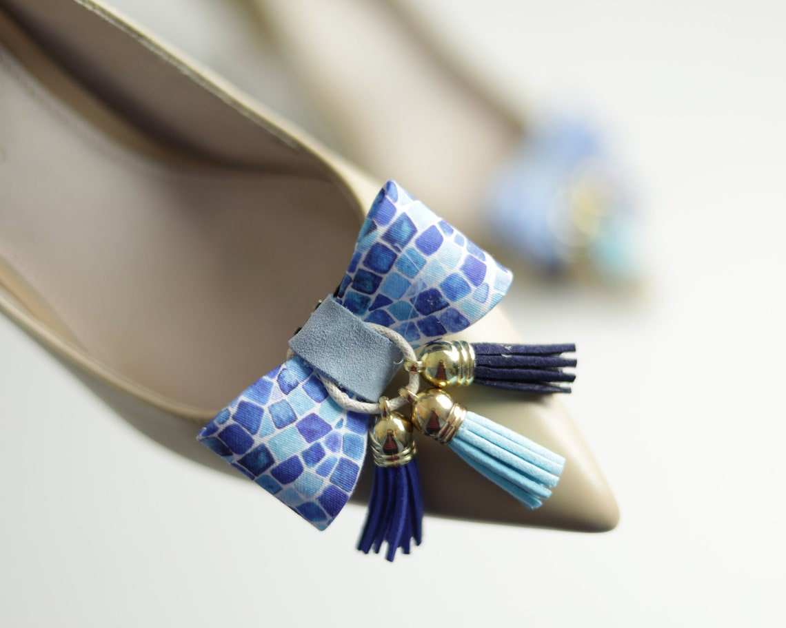 Mosaic Fabric Blue Shoe Bows With Mini Tassels, Retro Print Tassel ...