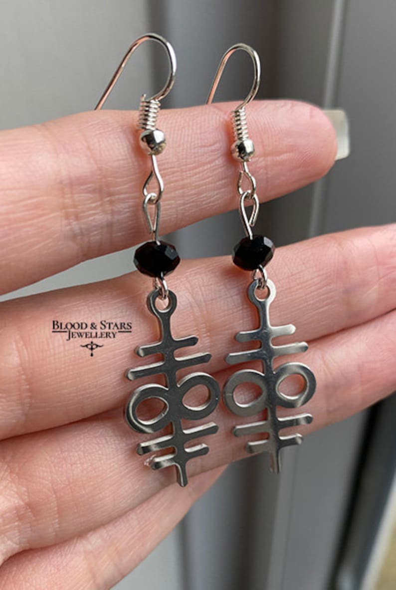 Gothic Satanic Sigil Lucifer Satan Hexagram Lilith Inverted Pentagram ...