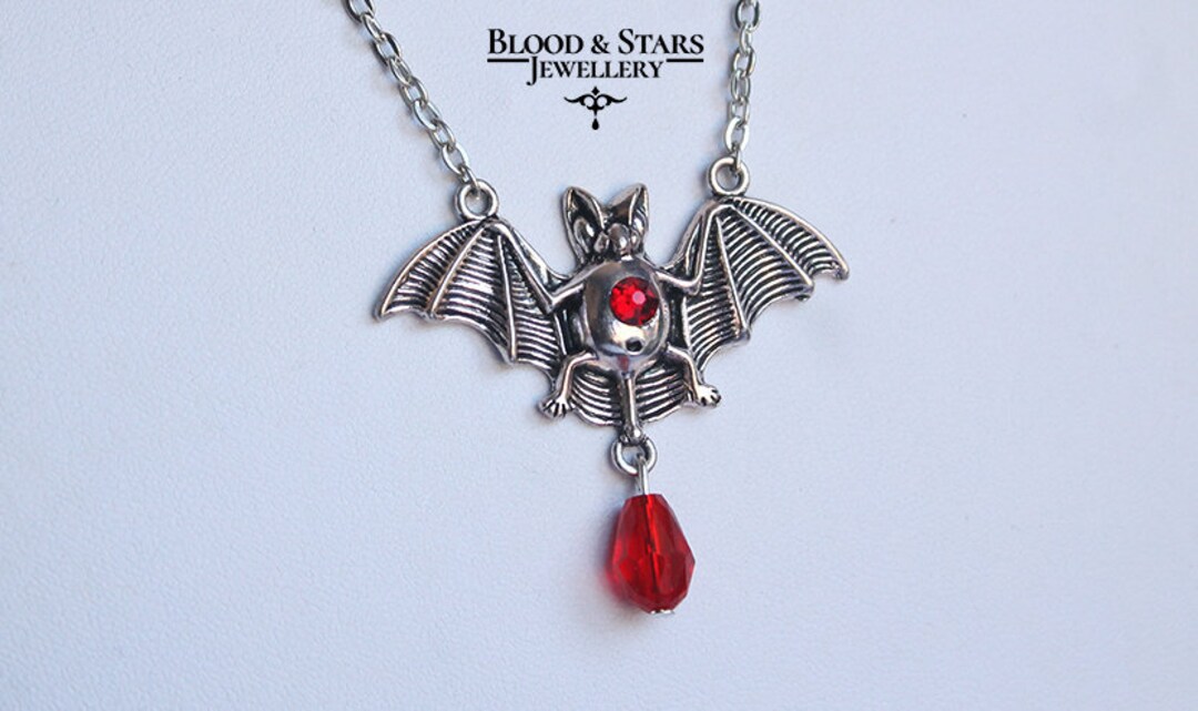 Gothic Vampire Bat Crystal Necklace - Etsy