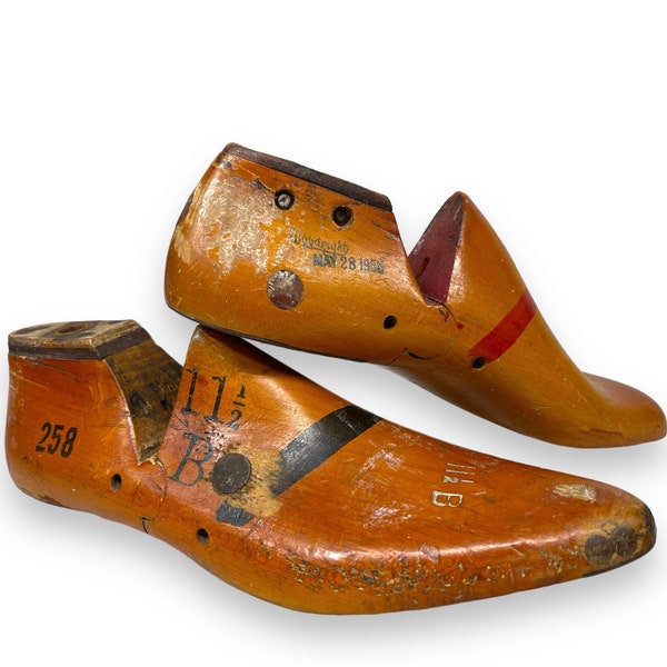 Wooden Shoe Form - Etsy