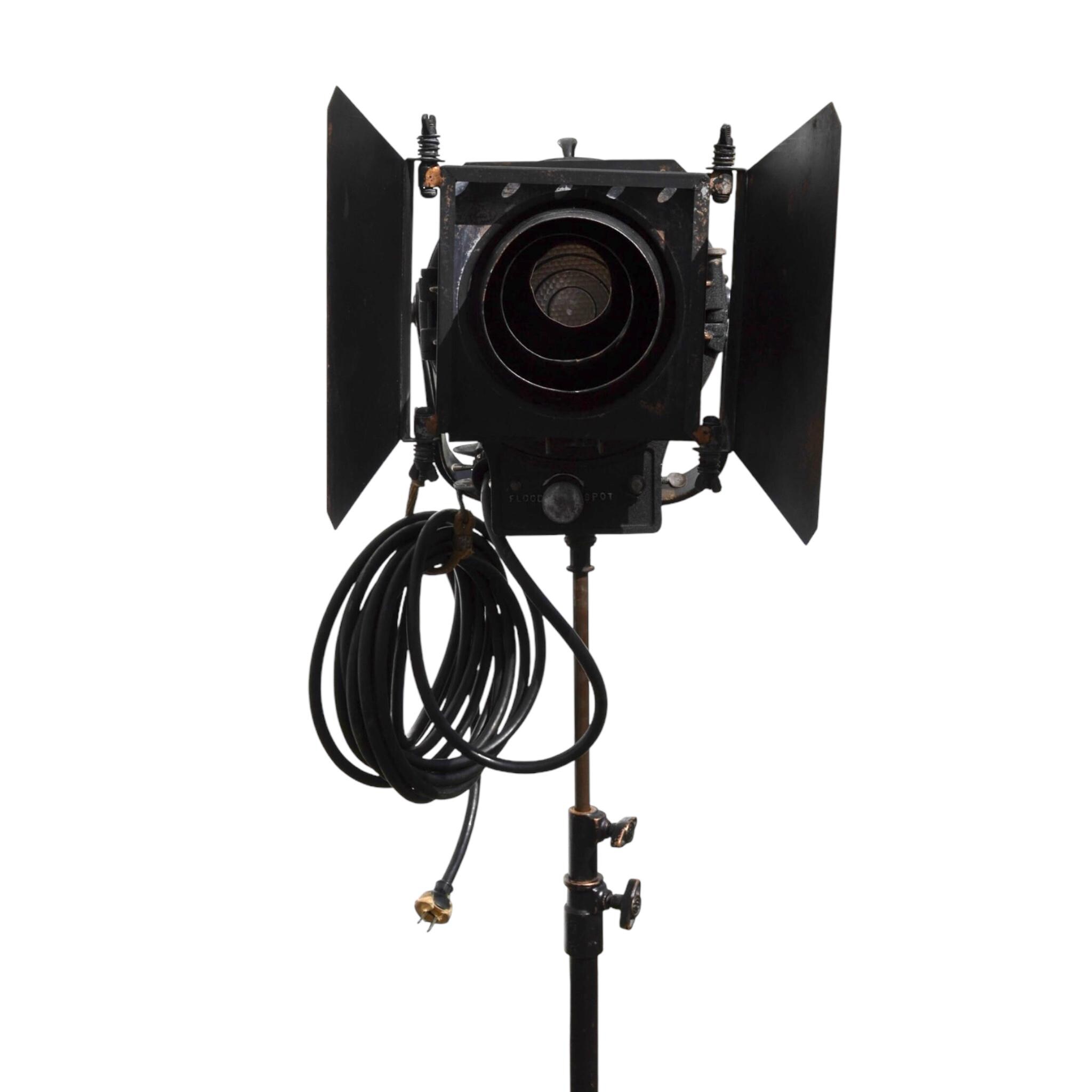 Vintage Mole Richardson Stage Spotlight – Hollywood Glam Lighting ...