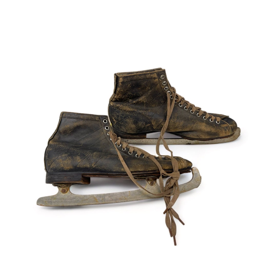 Vintage Men's Leather Ice Hockey Skates for Cabin or Ski Lodge Decor ...