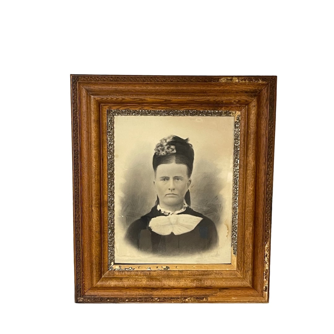 Victorian Portrait – 1800s Antique Woman in Ornate Wood Frame - Etsy