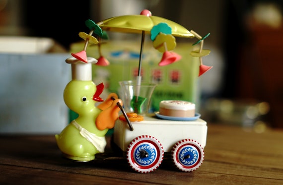 Vintage Wind up Duck Pushing Cart Collectible Toy | Etsy