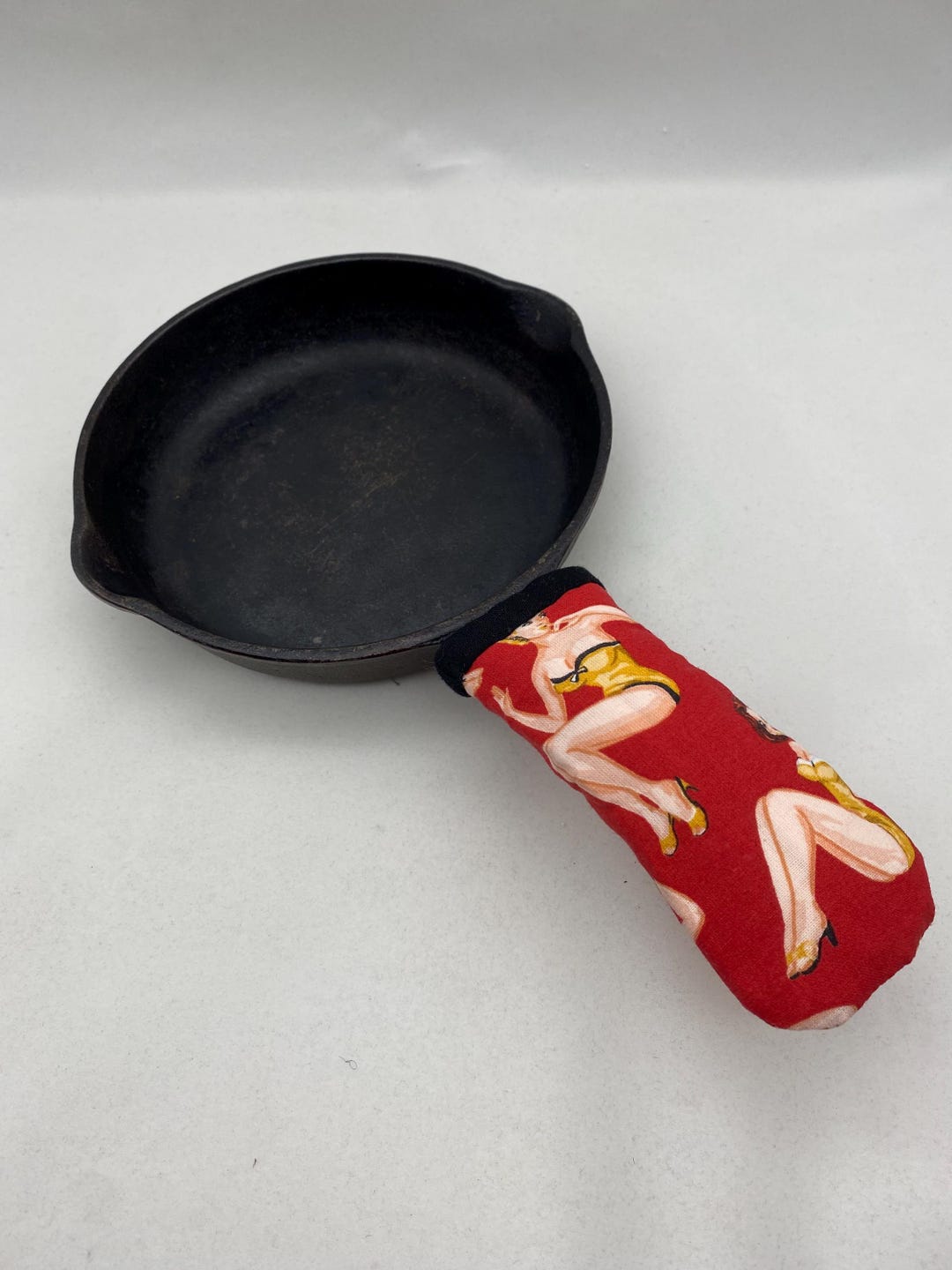 Cast Iron Handle Cover - PIN UP GIRLS, Retro Pinups - Etsy