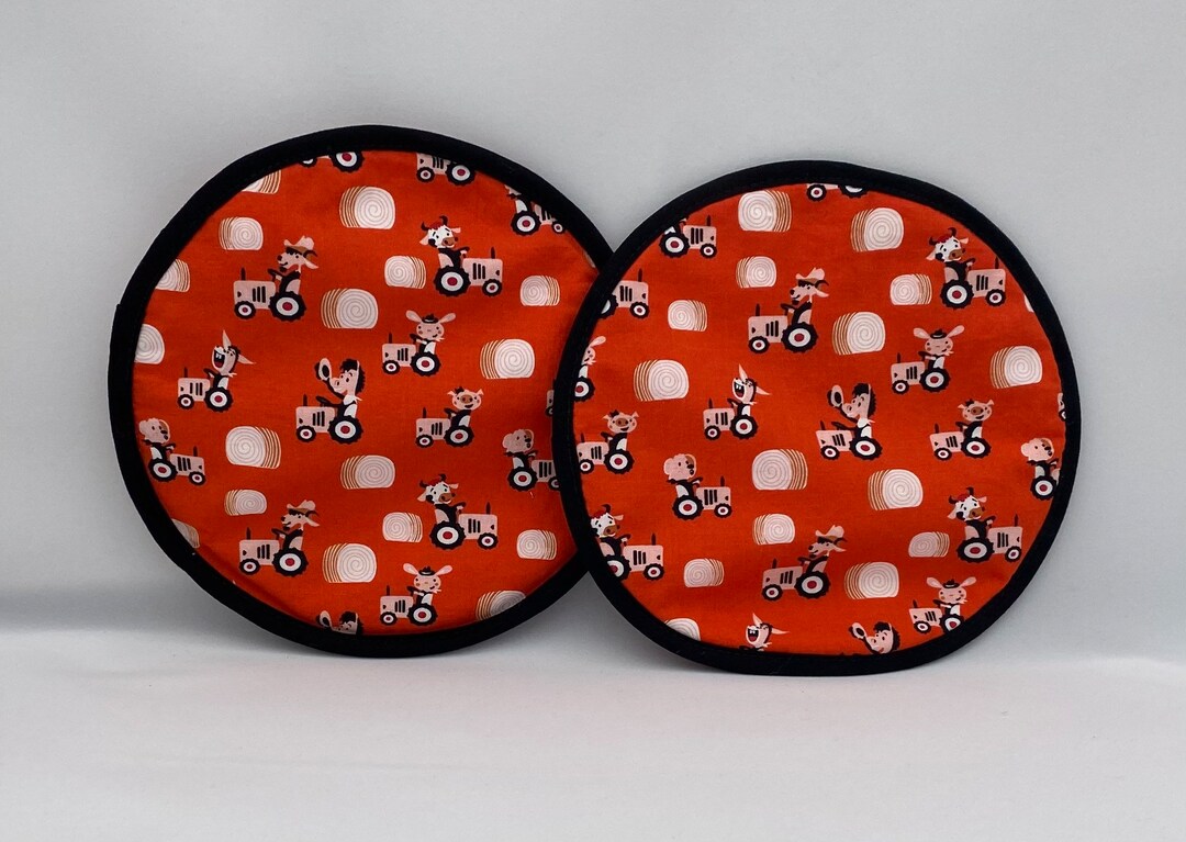 Two Pot Holders FARM ANIMALS on TRACTORS - Etsy