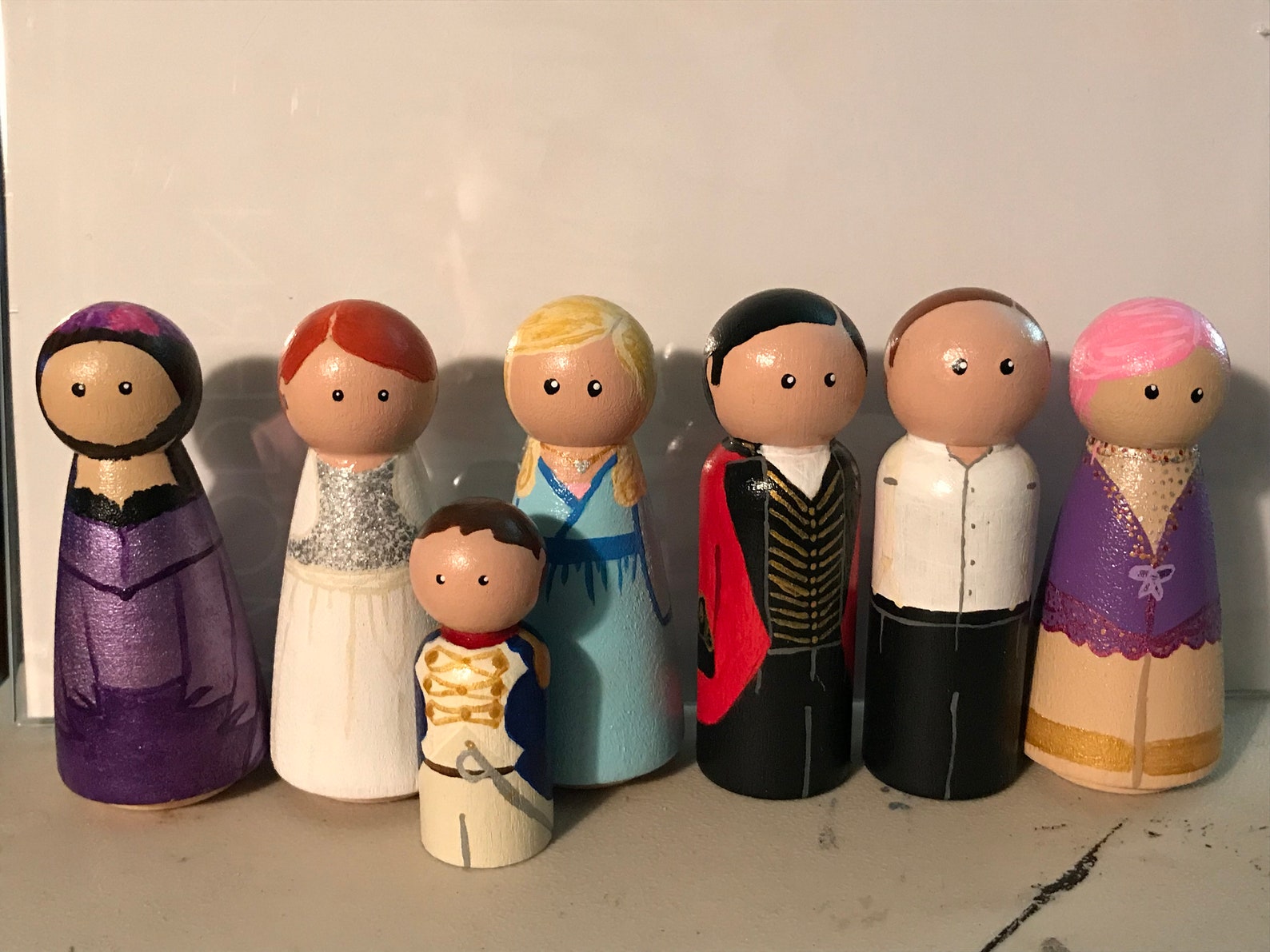 Greatest Showman Peg Dolls - Etsy