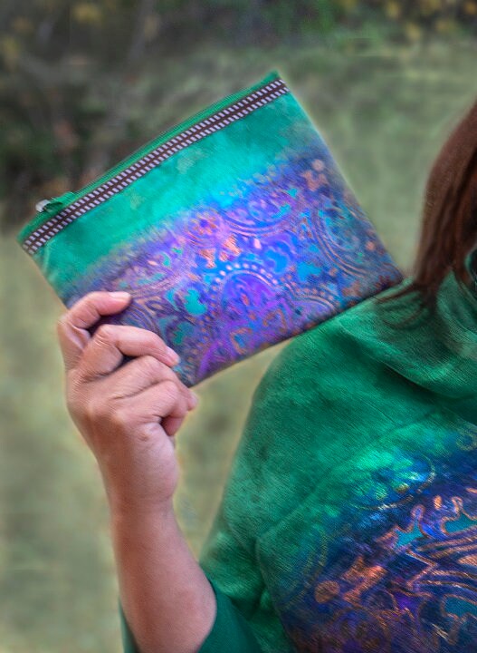 Luxury Gift Set Large Silk Scarf Pouch for Purse Gifts - Etsy