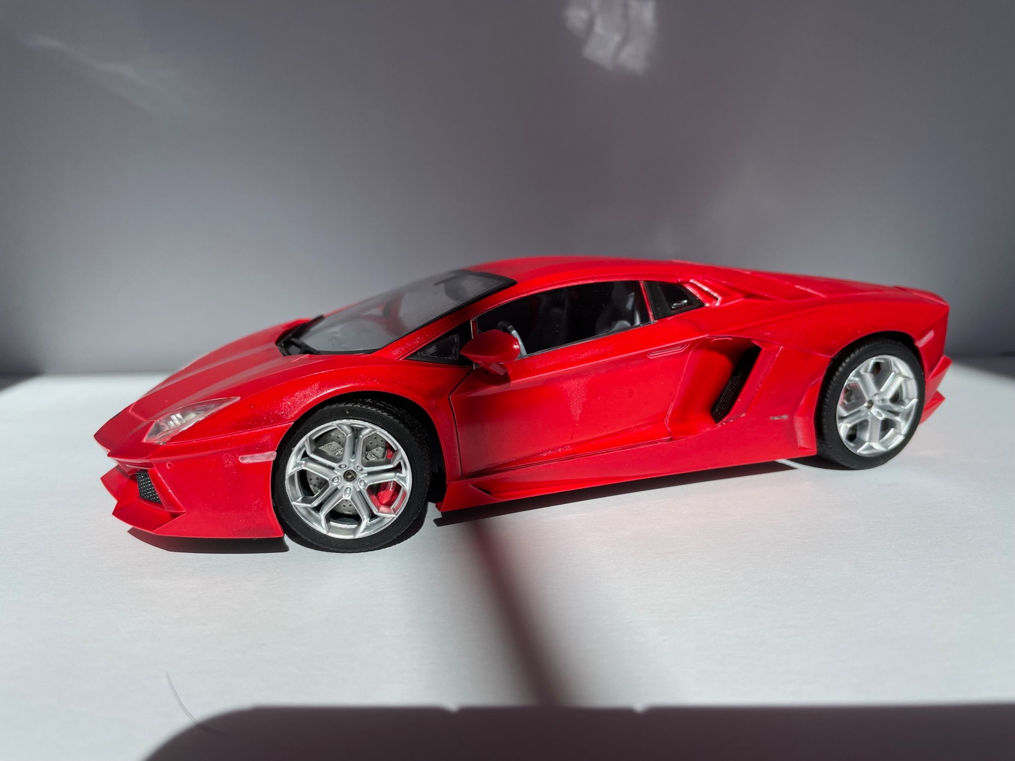 Lamborghini Aventador- Detailed Plastic Scale Model- 1/24 Scale - Etsy